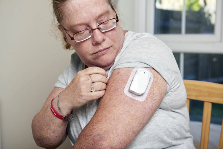 Can I get a glucose monitor on the NHS? | Breakthrough T1D UK