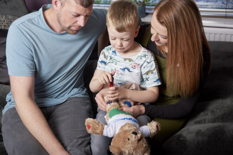 Managing your child's type 1 diabetes | Breakthrough T1D UK